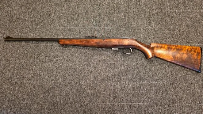 Sako P54 .22LR -pienoiskivääri Luvanvaraiset aseet | Pienoiskiväärit ...